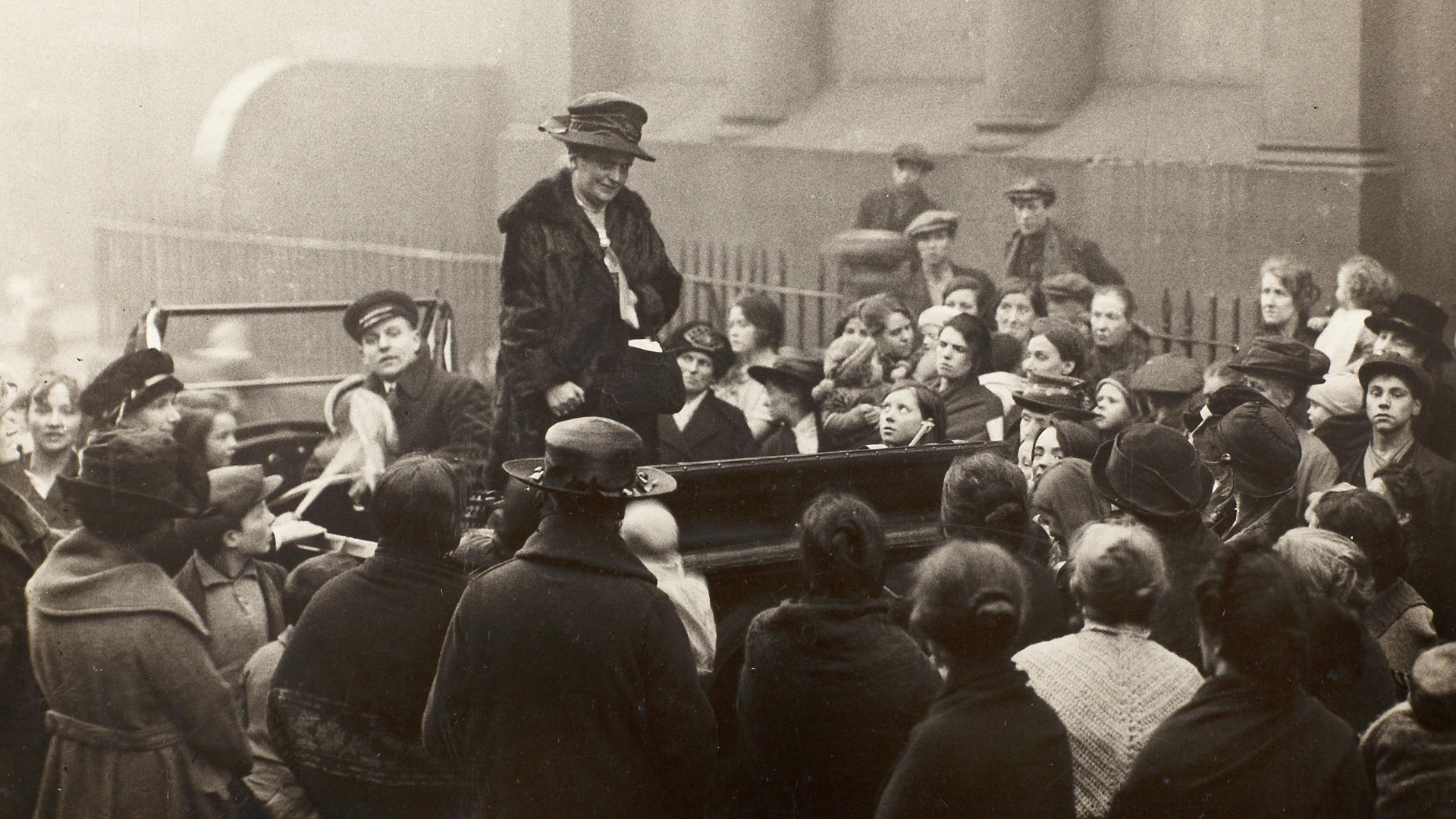 The 20 Greatest Female Historical Figures - HistorySnob