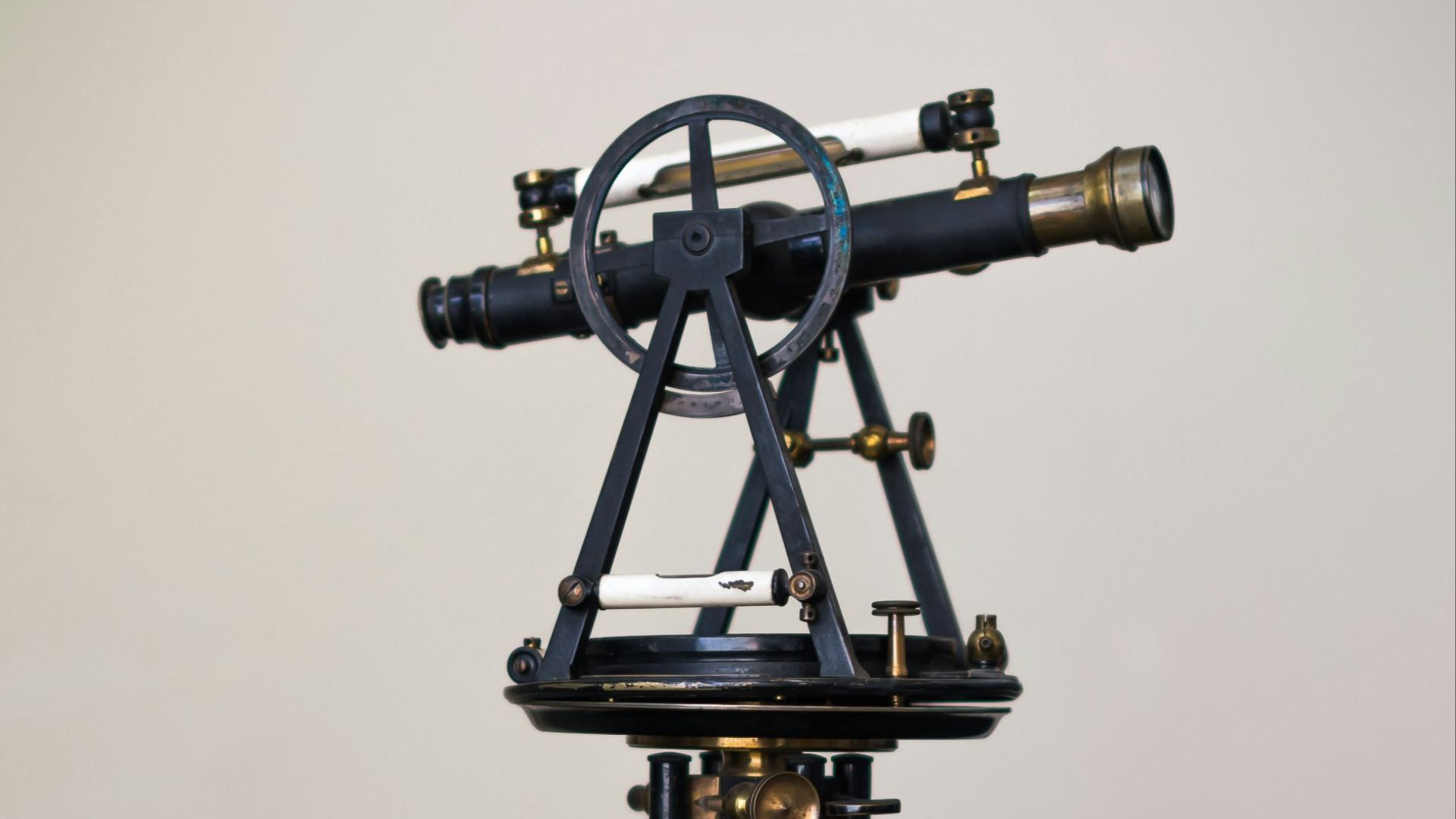 20 Inventors Who Stole Genius Ideas And Got All The Glory - HistorySnob