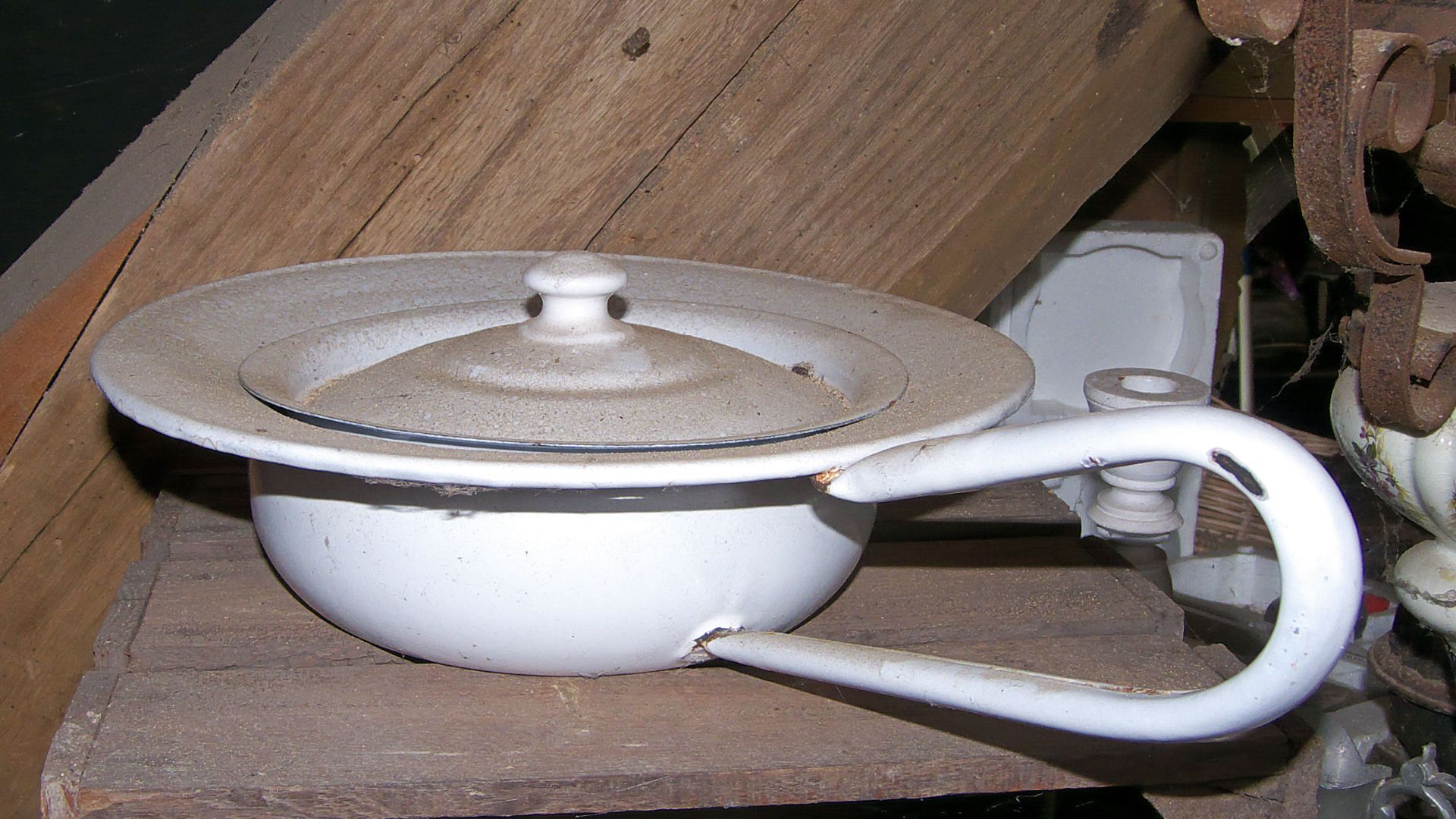 20 Disgusting Things That Used To Be A Part Of Everyday Life - HistorySnob