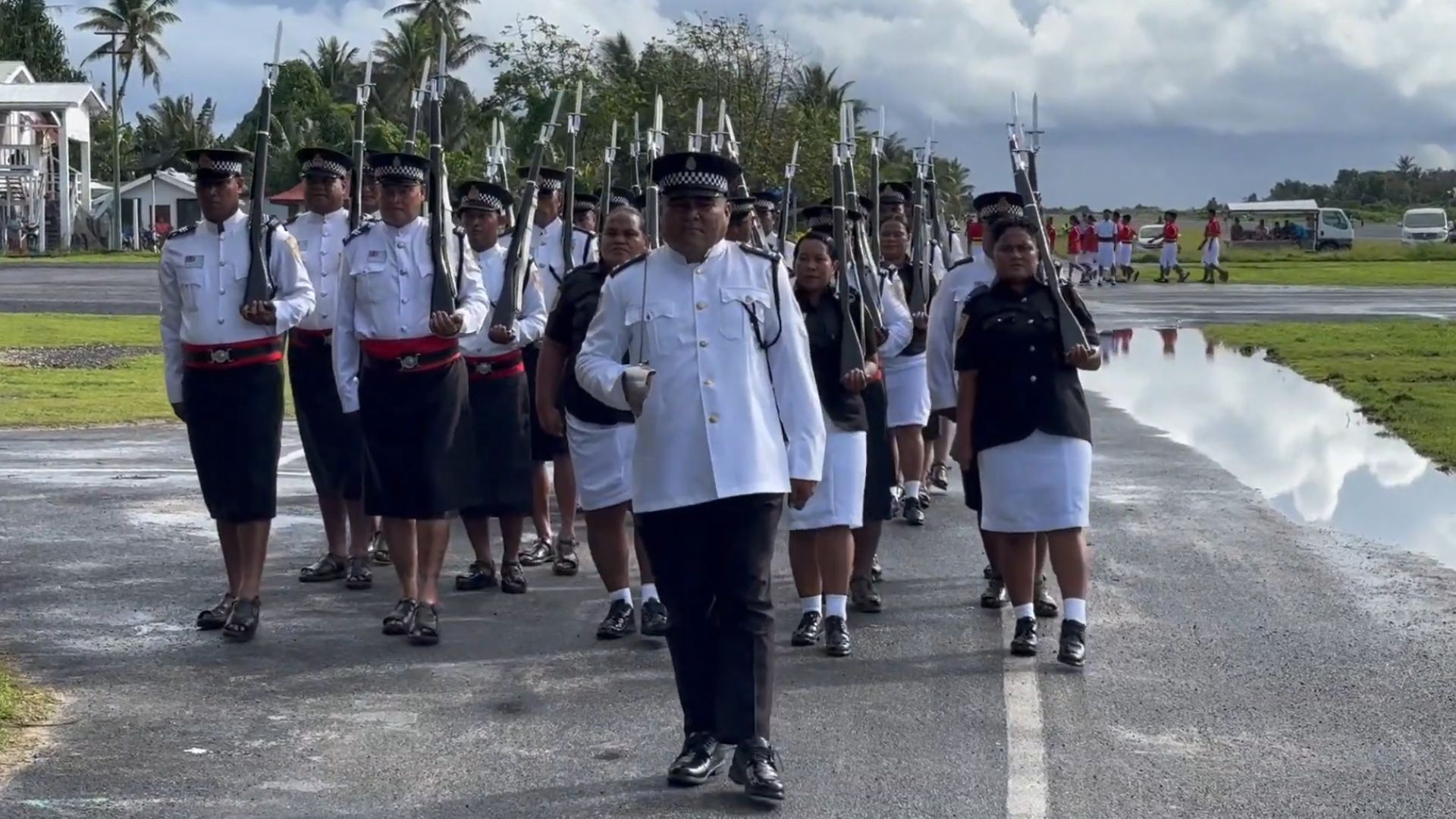 The 10 Largest Militaries By Country & The 10 Smallest - HistorySnob