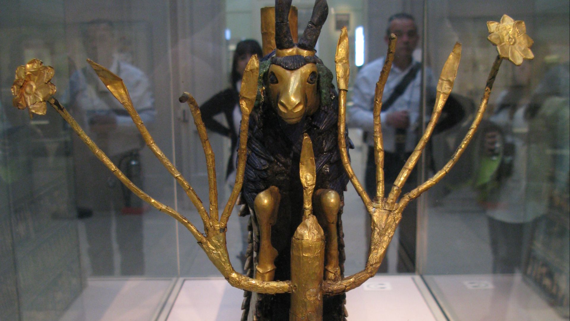 The 20 Oldest Statues In The World - HistorySnob