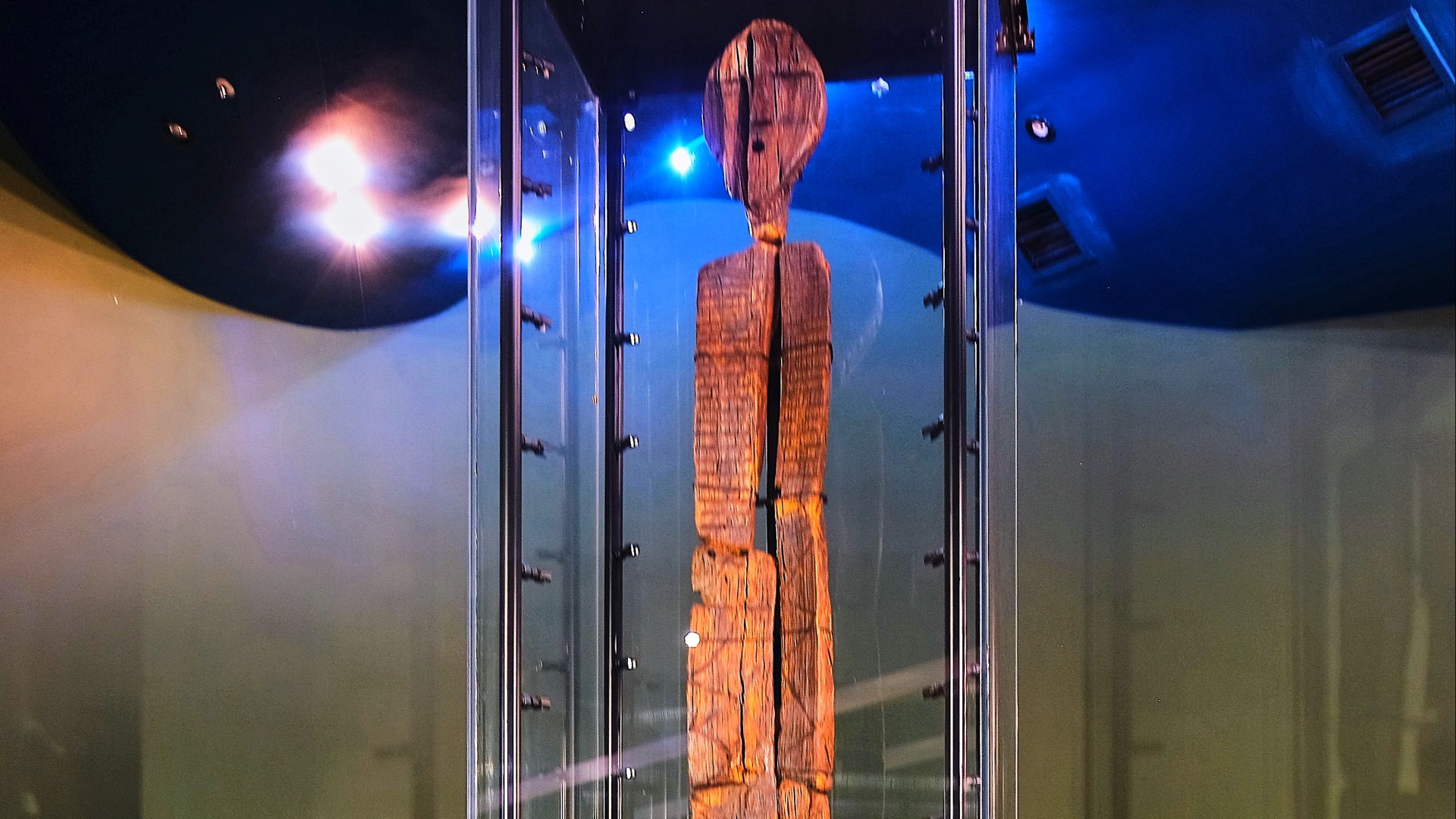 The 20 Oldest Statues In The World - HistorySnob